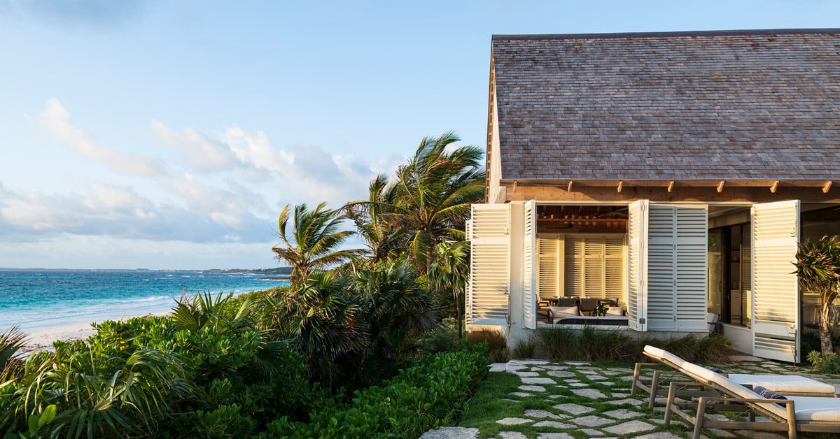 Desain rumah pantai di Bahama – Minimalis123